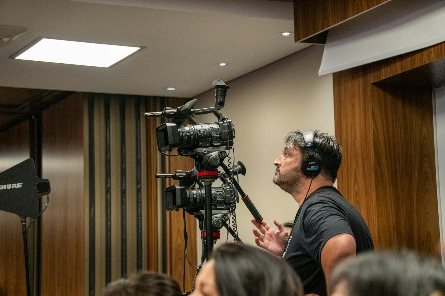 Apex Netflix: "": Charlize Therons neuer Actionfilm erntet